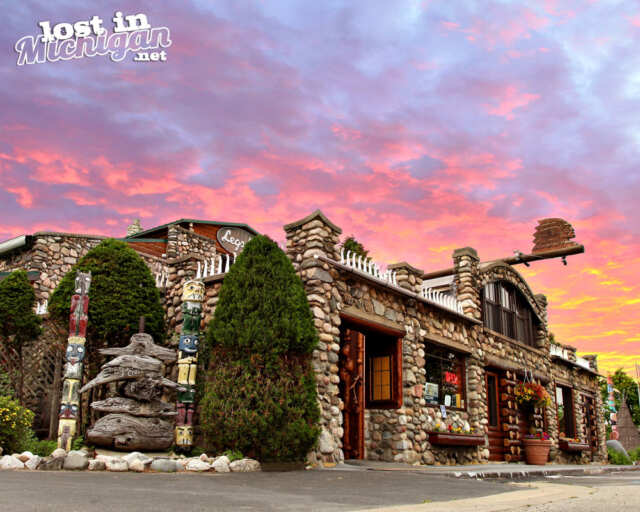 Leggs Inn - Lost In Michigan