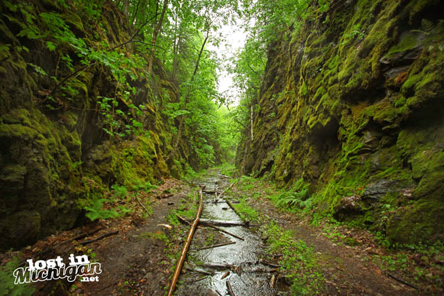 The Rock Cut in the Upper Peninsula - Lost In Michigan