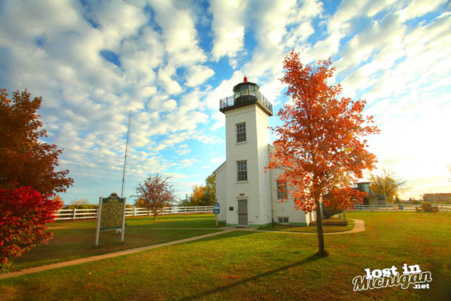 The Backwards Lighthouse - Lost In Michigan