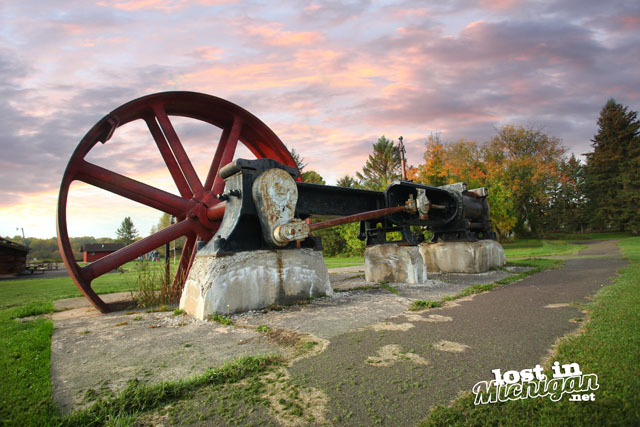 The Big Steam Engine - Lost In Michigan