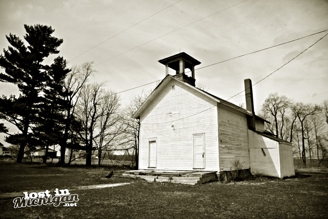 Coats Grove School - Lost In Michigan