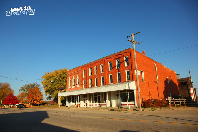 Downtown Winn - Lost In Michigan