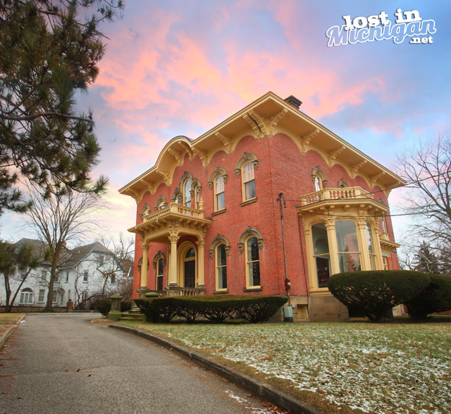 The Burnham Building - Lost In Michigan