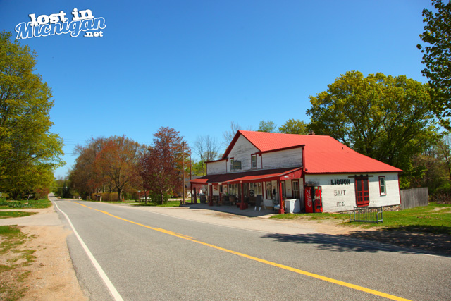 Old Mission General Store - Lost In Michigan